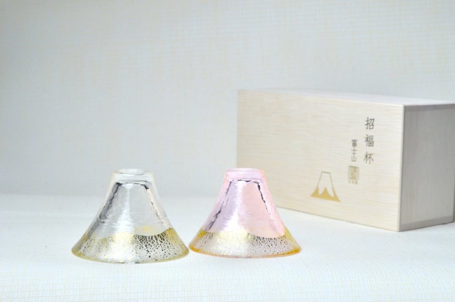 Sakazuki Sake Glass Set Fuji Pink White 【Wooden Boxed】 - SAKETALK Shop